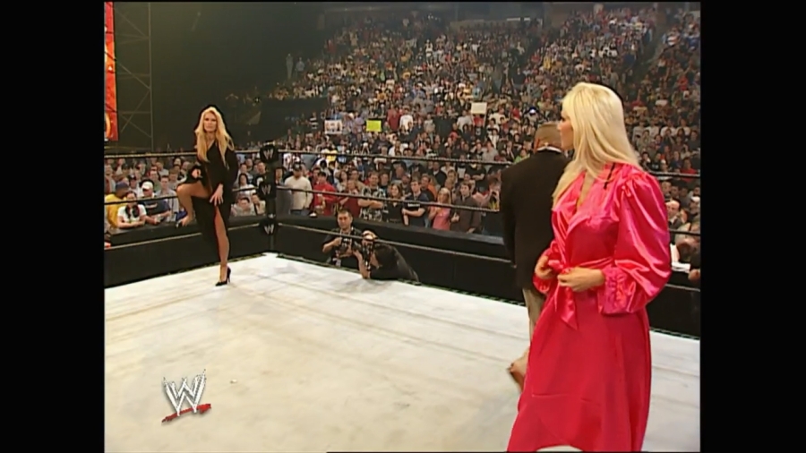 Torrie Wilson Photos - torrie-wilson.com/photos